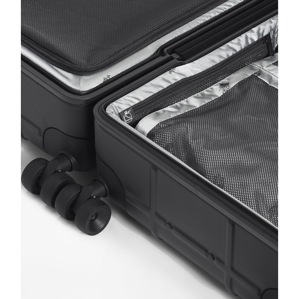 All Weather 4-Wheeler Luggage - 30" TNF BLACK-TNF WHITE-NPF | Luggage ...